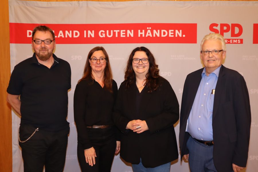 Delegierte schicken Anja Troff-Schaffarzyk nach Berlin › SPD-Kreisverband